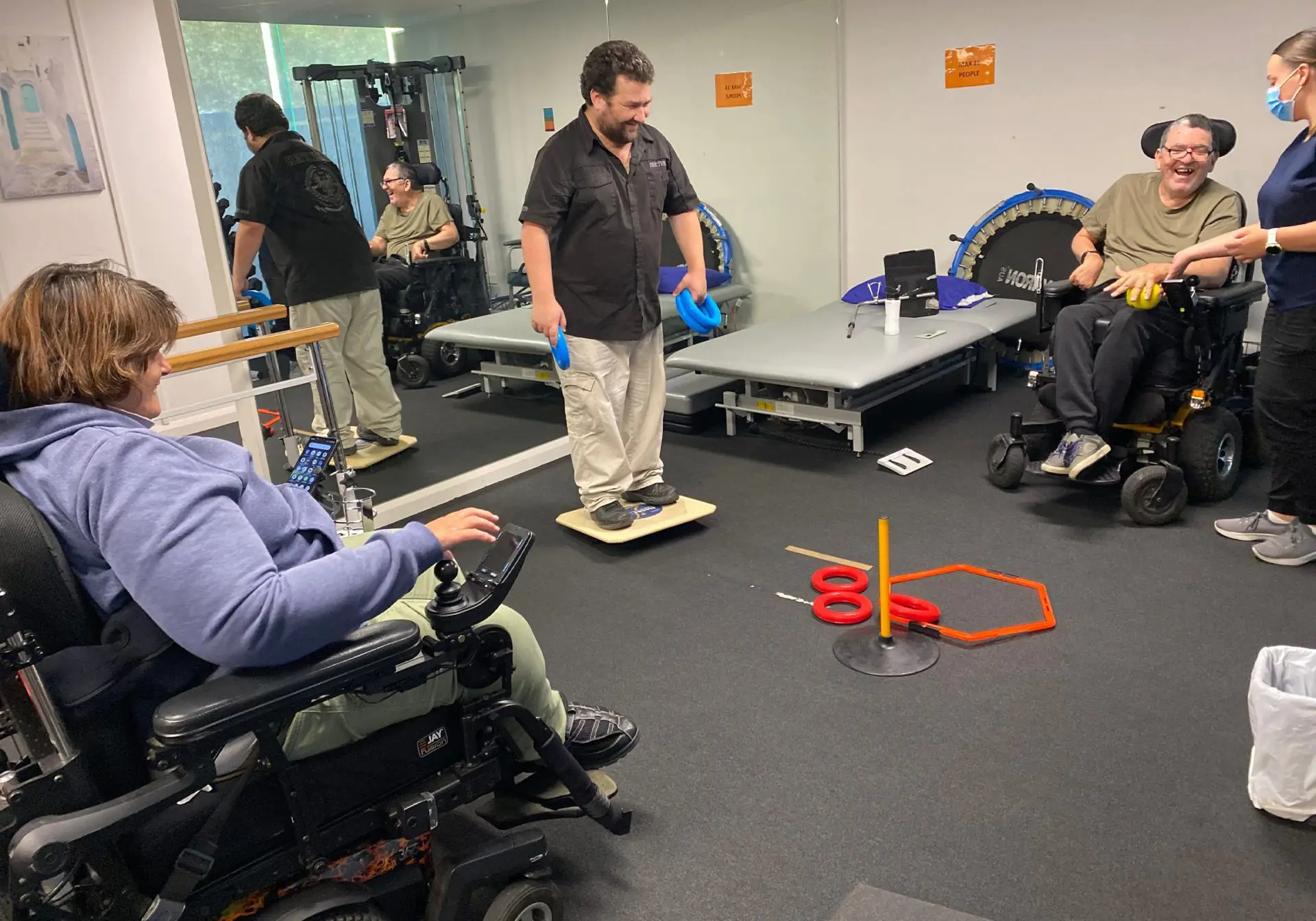 Group Classes - Steps Neurological Therapy
